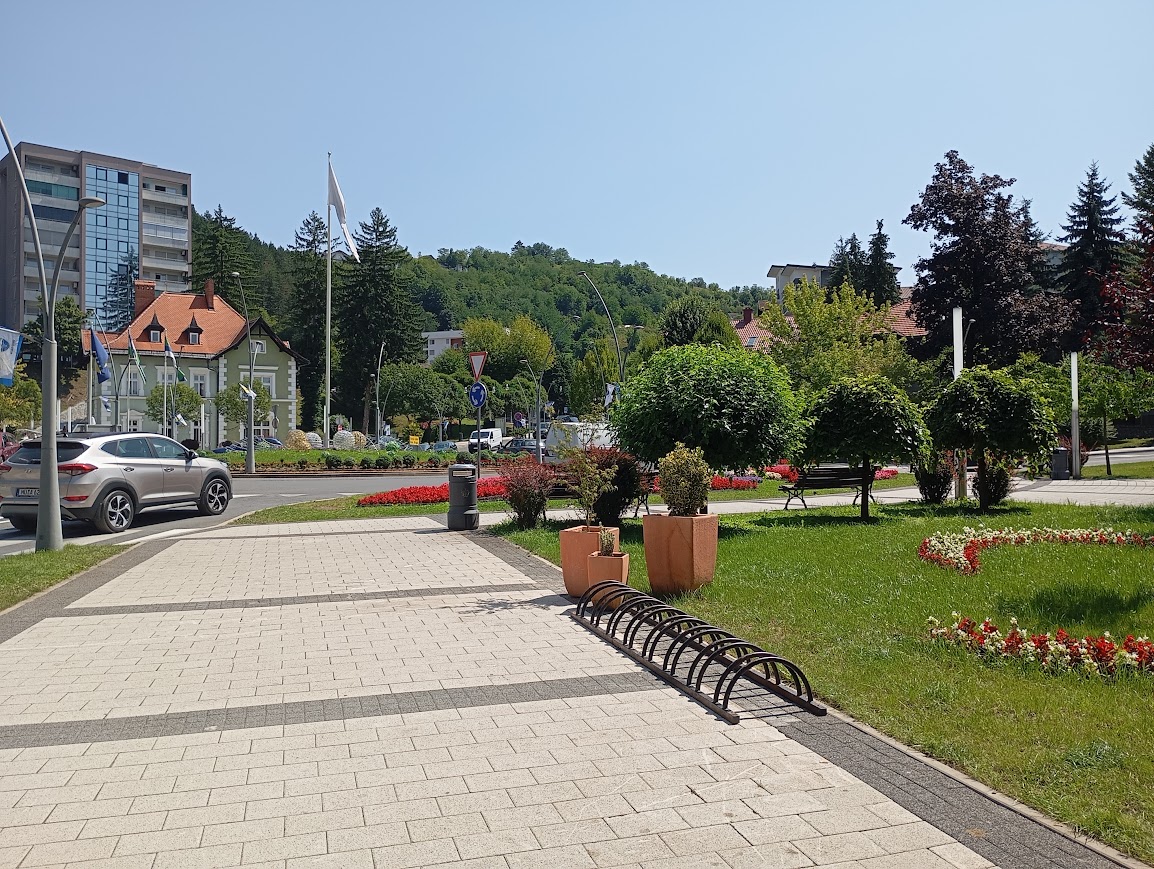 VIDEO Senada i Mujo Harbaš iz Mutnika kod Cazina bave se poljoprivredom ...